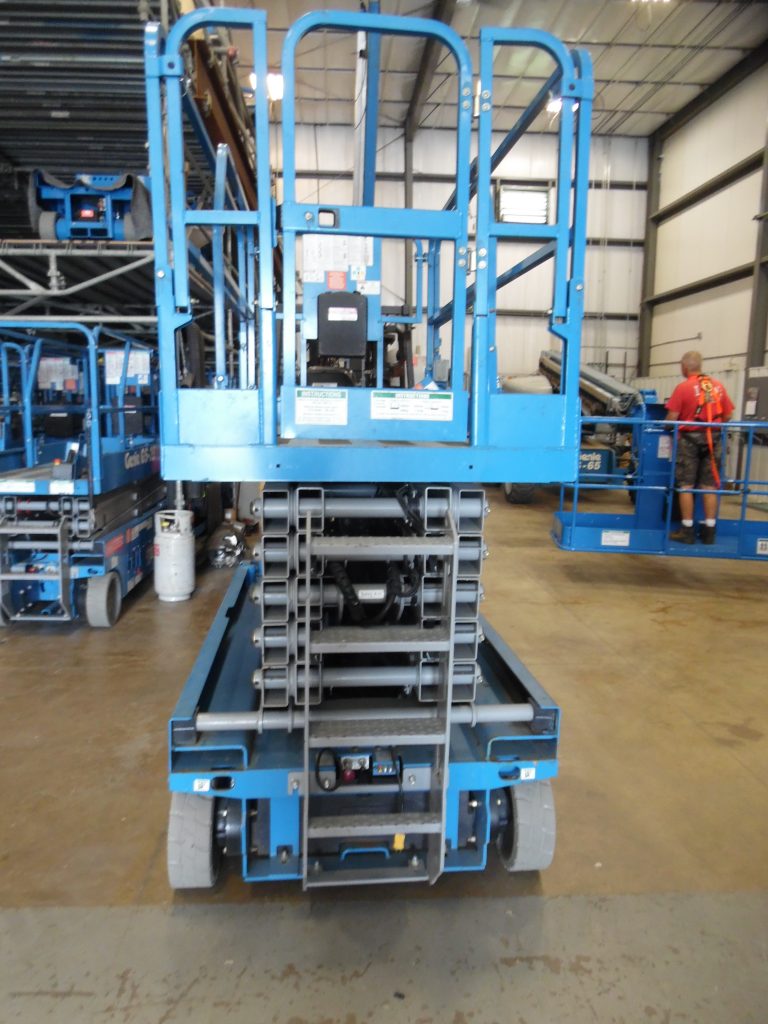 Genie 4047 Scissor Lift for Rent - Wellbuilt Equipment | Chicago, IL